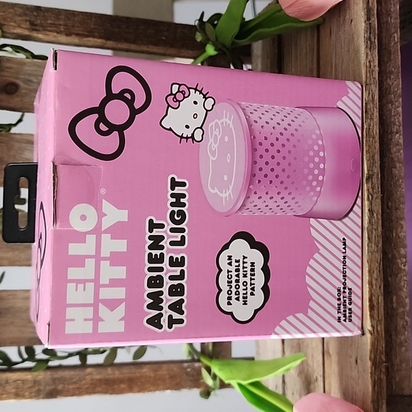 Hello Kitty | Accents | Hello Kitty Ambient Table Light | Poshmark